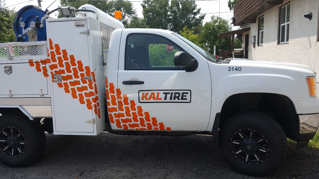 Kal Tire Truck Wrap - Coles Signs